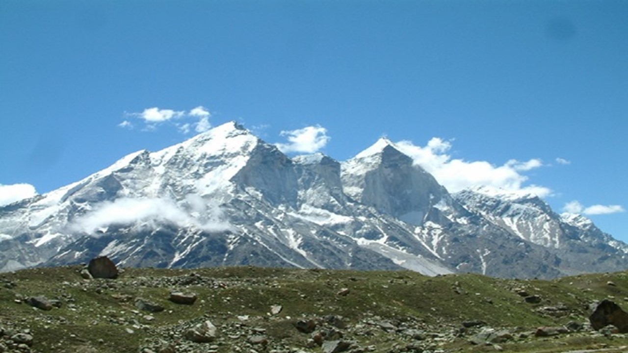 himalaya-range-in-nepal – Ninenovel TV Drama Series